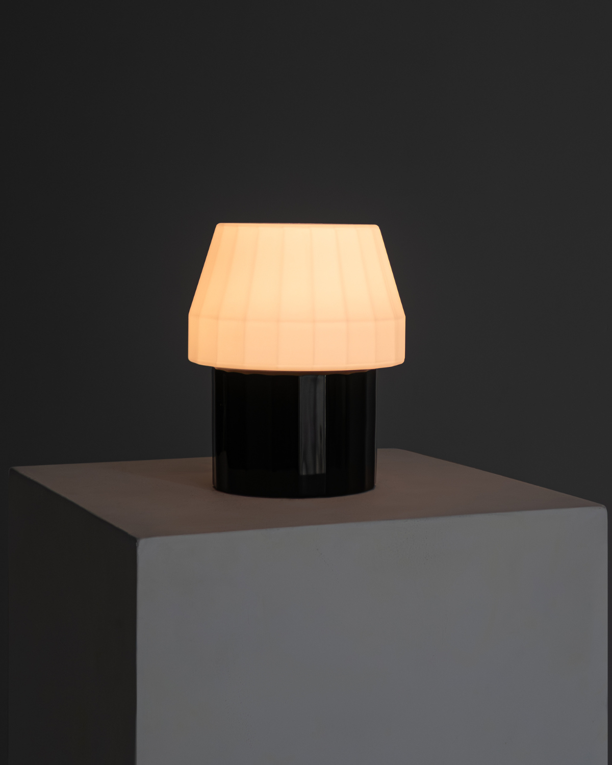 Duke Table Lamp – Brightech